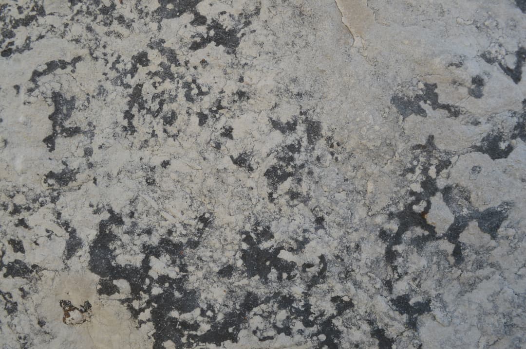 Armour Stone - Ontario Stone